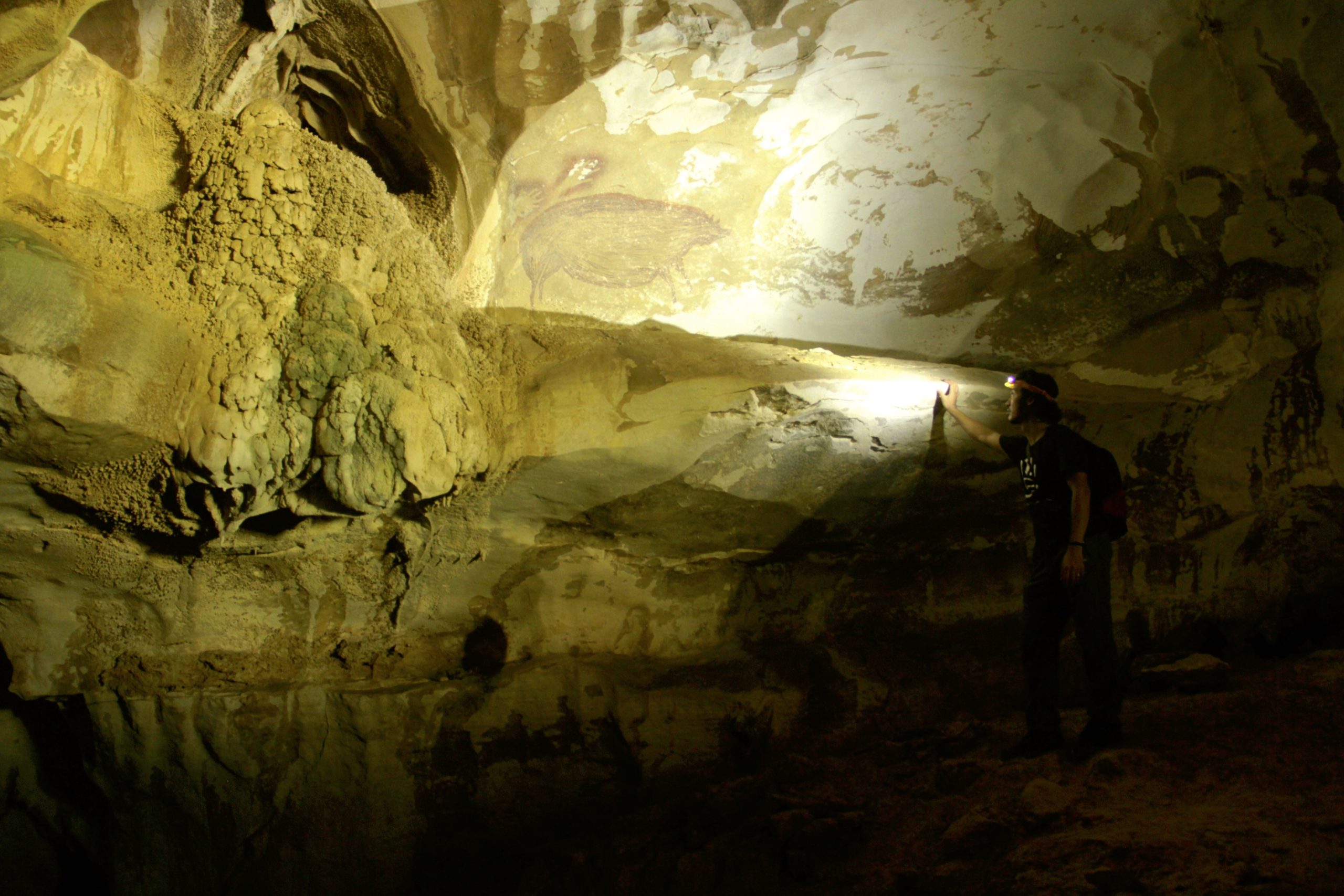 Beberapa Rekomendasi Wisata Alam Gua yang Ada di Indonesia