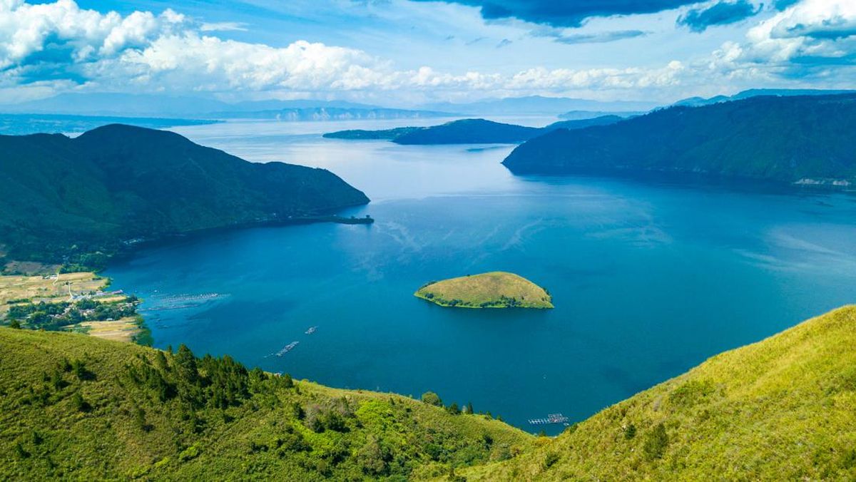 Keindahan Danau Toba Sumatera Utara Paling Menawan